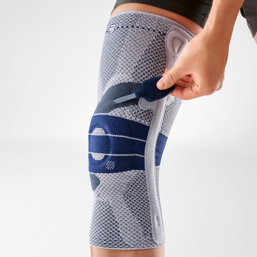 Patella Knee Brace | GenuTrain P3 | Bauerfeind