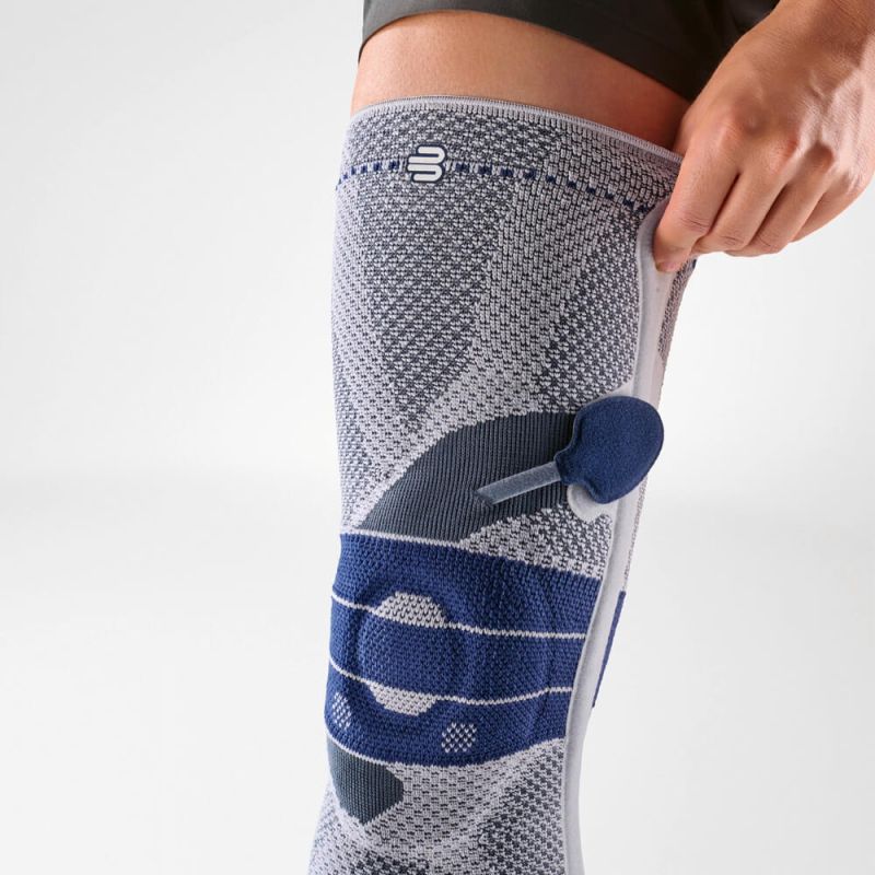 Patella Knee Brace | GenuTrain P3 | Bauerfeind
